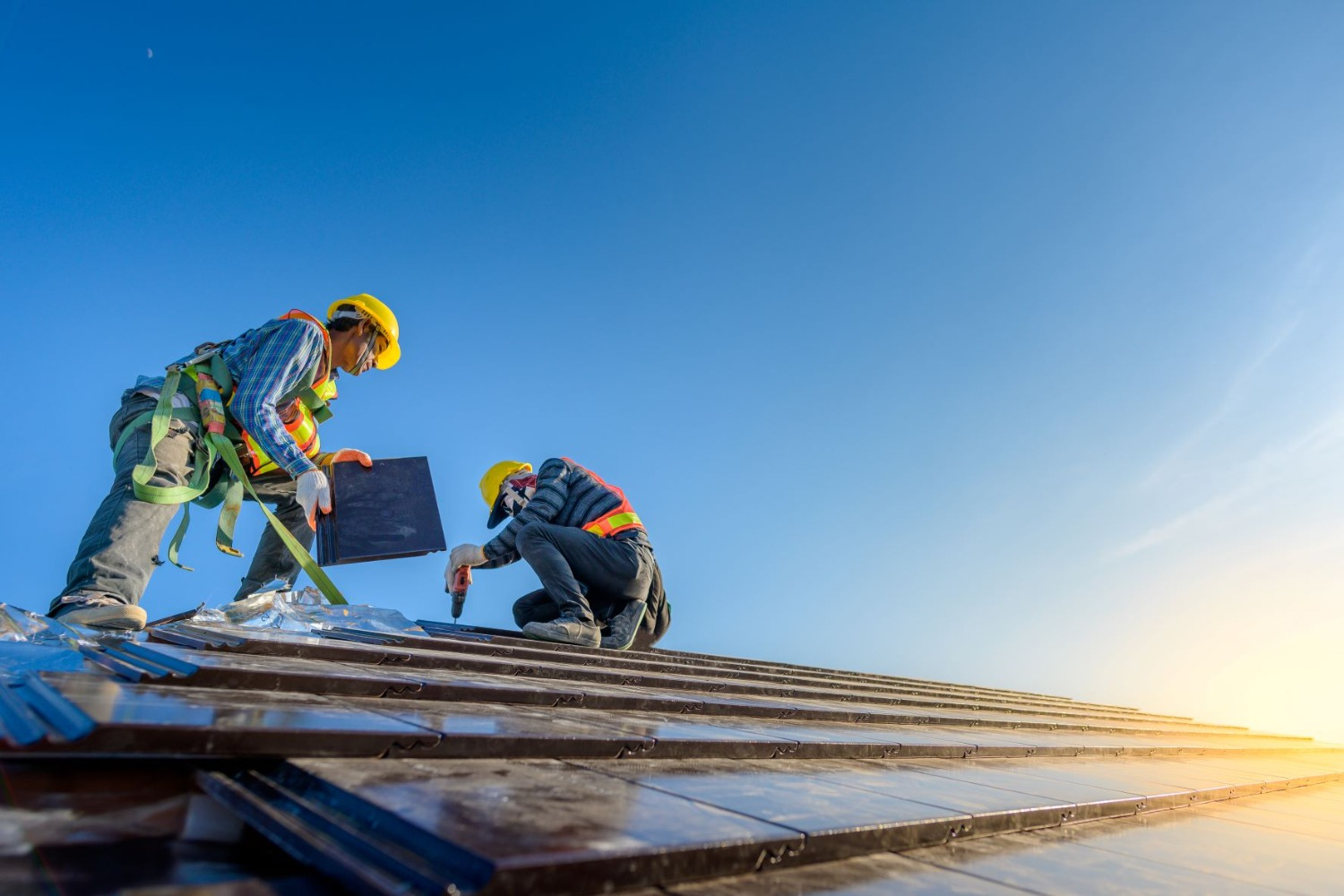 HOMEPAGE - Storm Chaser Roofing and Abatement